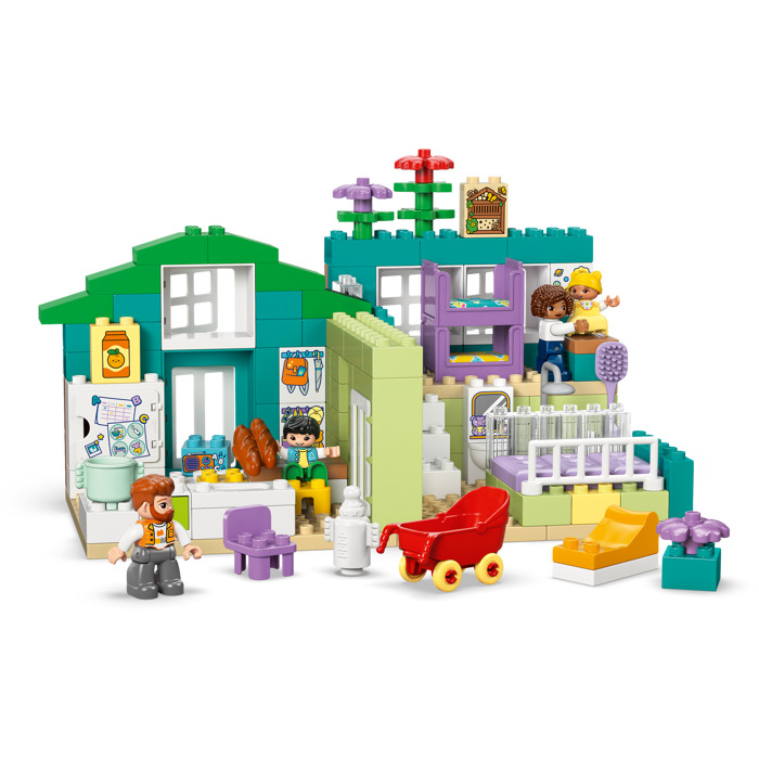 LEGO 3 in 1 Modern Family House with Figures Set 10470 | Brick Owl