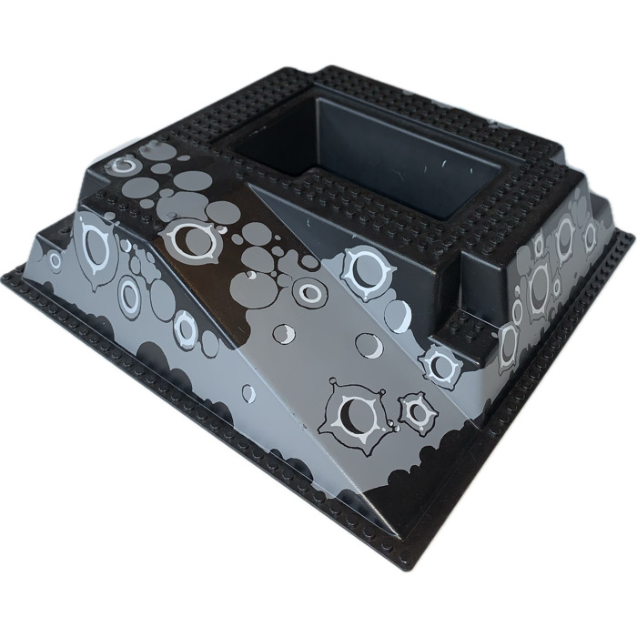 LEGO Baseplate 32 x 32 Raised with Ramp and Pit with Craters (2552 / ...
