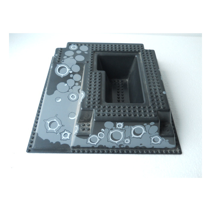 LEGO Baseplate 32 x 32 Raised with Ramp and Pit with Craters (2552 / ...
