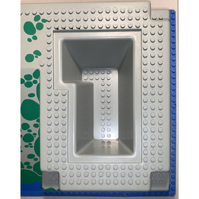 LEGO Baseplate 32 x 32 Raised with Ramp and Pit with Water and Green ...