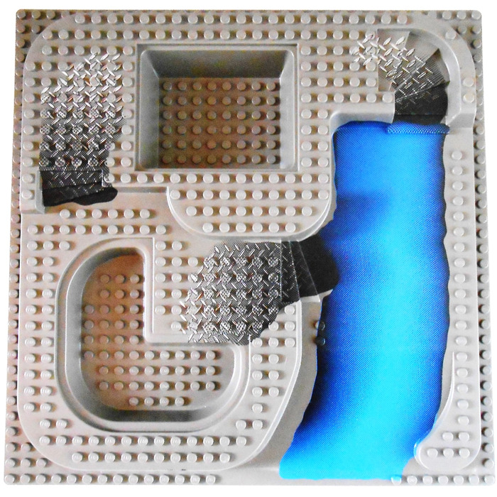 LEGO Baseplate 32 x 32 with Pits and Ramp with Water (6092) | Brick Owl ...