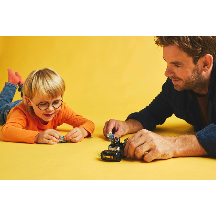 LEGO Batman & Batmobile vs. Mr. Freeze Set 76301 | Brick Owl - LEGO ...