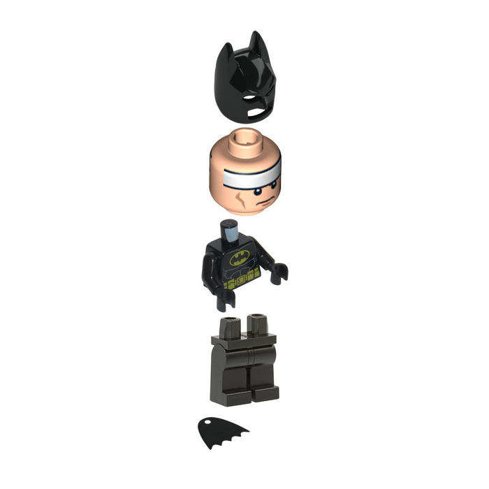 LEGO Batman with Black Suit and Yellow Belt with Frown / Snarl ...
