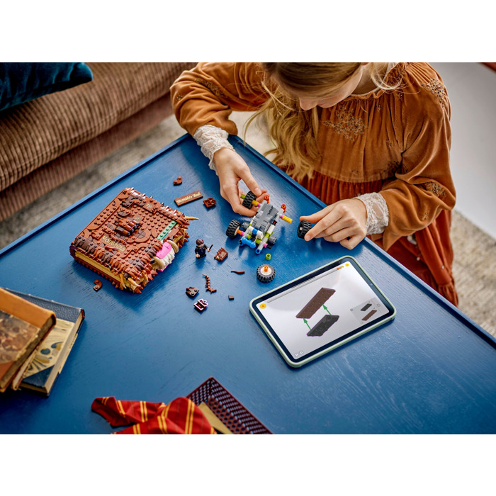 LEGO Chomping Monster Book of Monsters Set 76449 | Brick Owl