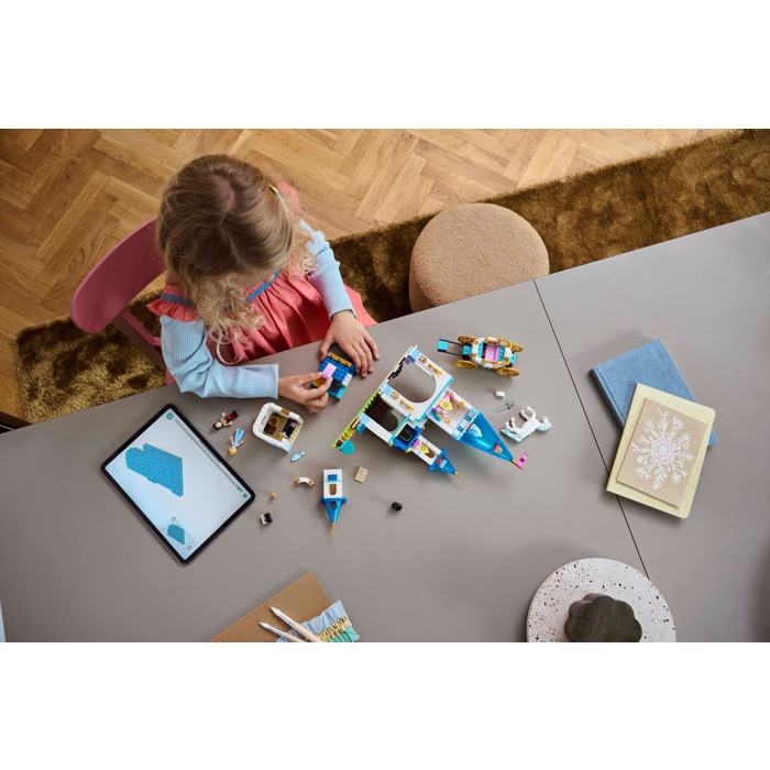 LEGO Cinderella's Castle & Horse Carriage Set 43275 | Brick Owl - LEGO ...