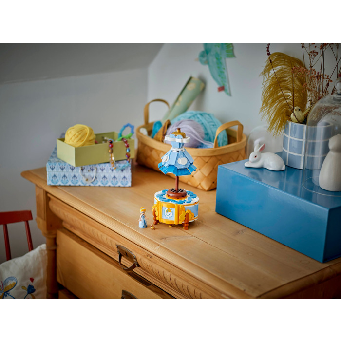 LEGO Cinderella's Dress Set 43266 | Brick Owl - LEGO Marketplace