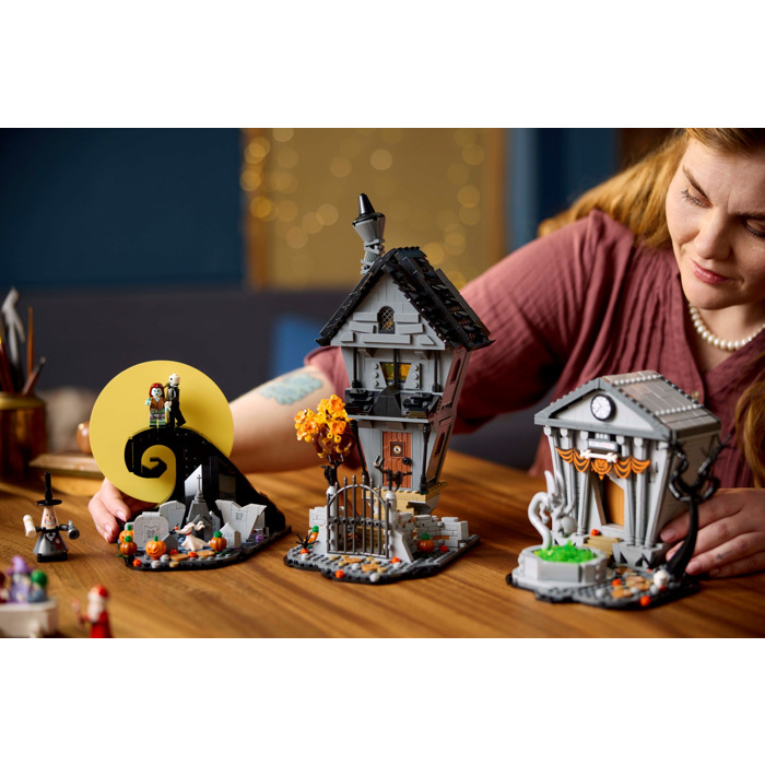 LEGO Disney Tim Burton's The Nightmare Before Christmas Set 21351 ...