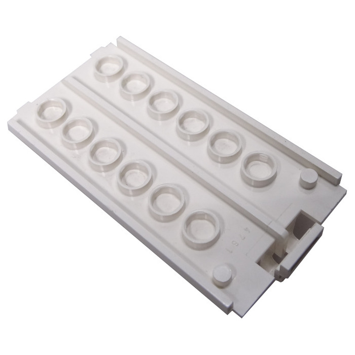 LEGO Electric 9V Battery Box 4 x 8 x 2 1/3 Lid (4761) | Brick Owl ...