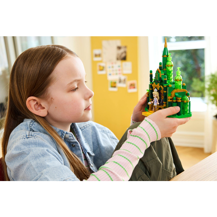 LEGO Emerald City & Kiamo Ko Castle Set 75689 | Brick Owl - LEGO ...
