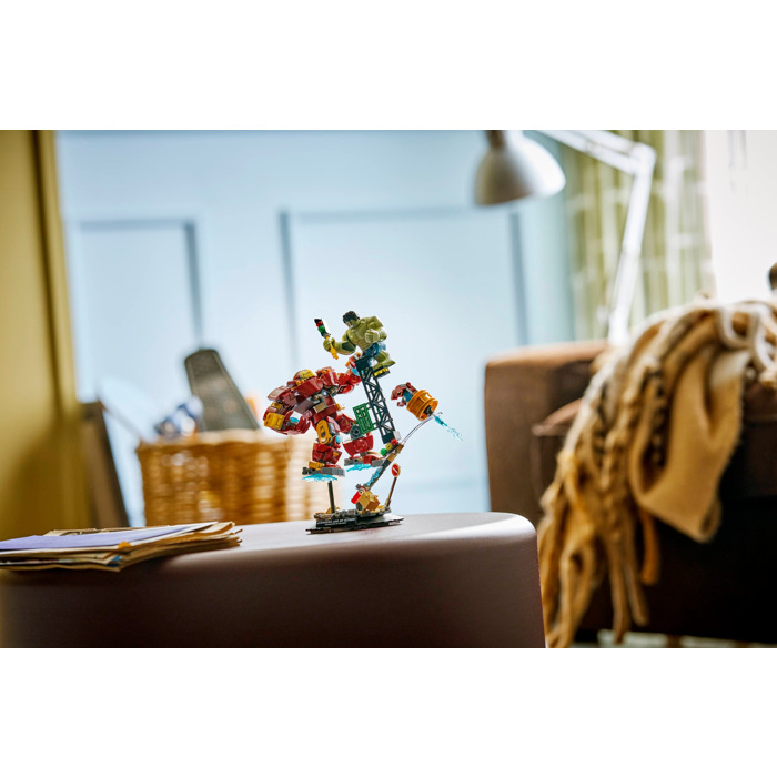 LEGO Epic Battle: Hulkbuster vs. The Hulk Set 76343 | Brick Owl