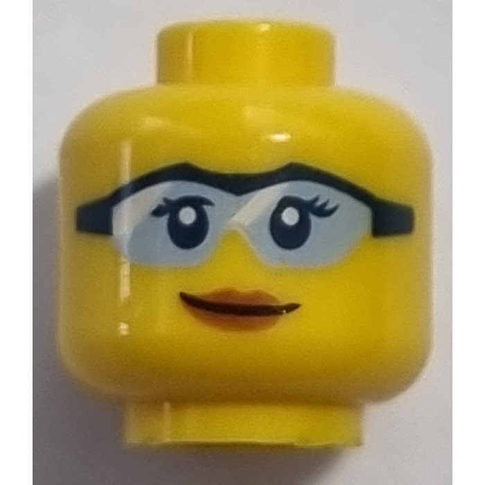 LEGO Female Head with Light Blue Goggles and Lopsided Smile (3626 / ...
