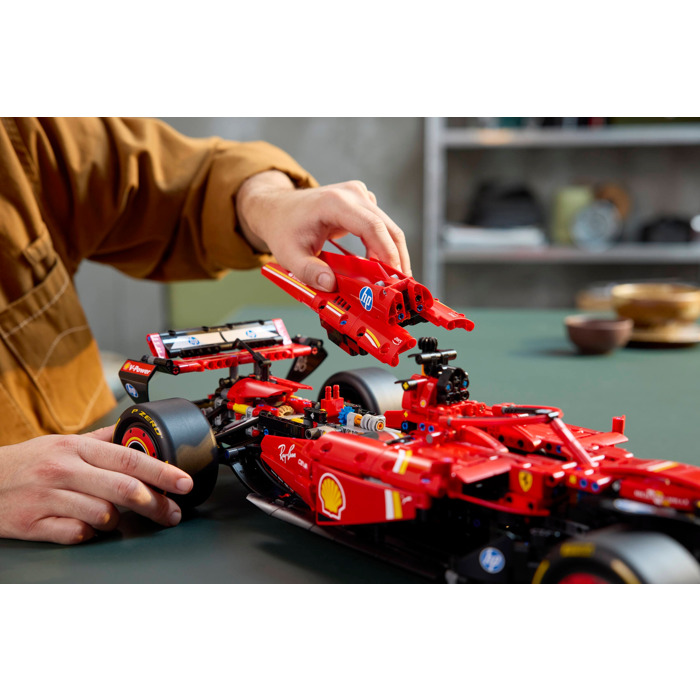 LEGO Ferrari SF-24 F1 Car Set 42207 | Brick Owl
