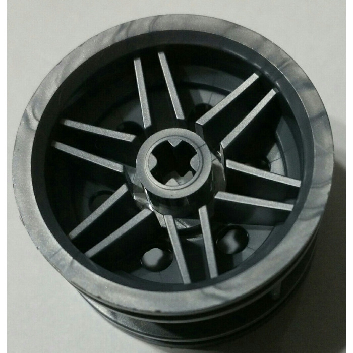 LEGO Flat Silver Wheel Rim Ø30.4 x 20 without Pin Holes, with ...