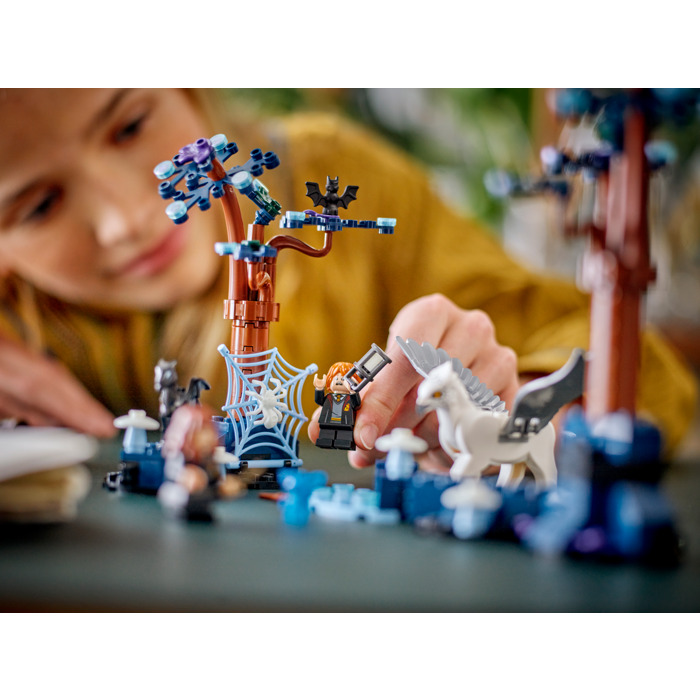 LEGO Forbidden Forest: Magical Creatures Set 76432 | Brick Owl