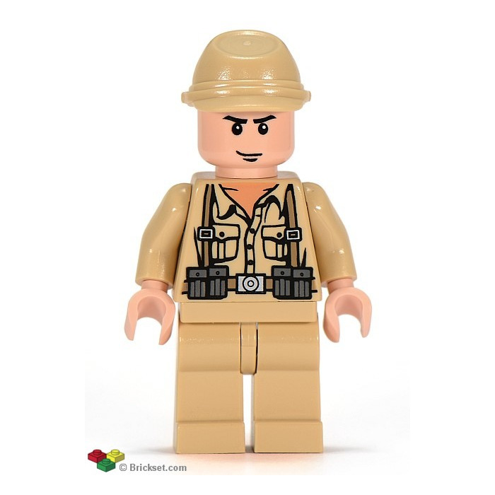 LEGO German Soldier with Cavalry Cap and Smirk Minifigure | Brick Owl ...