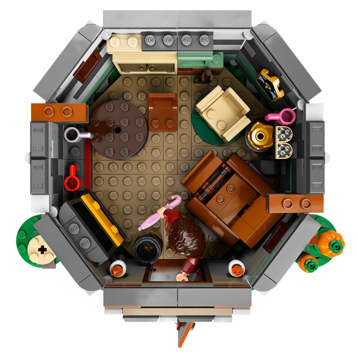 LEGO Hagrid's Hut: An Unexpected Visit Set 76428 | Brick Owl