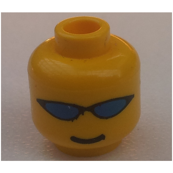 LEGO Head with Blue Sunglasses (3626) | Brick Owl