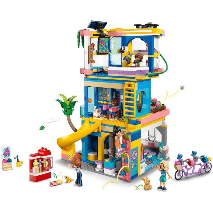 LEGO Heartlake City Friends Club House Set 42689 | Brick Owl