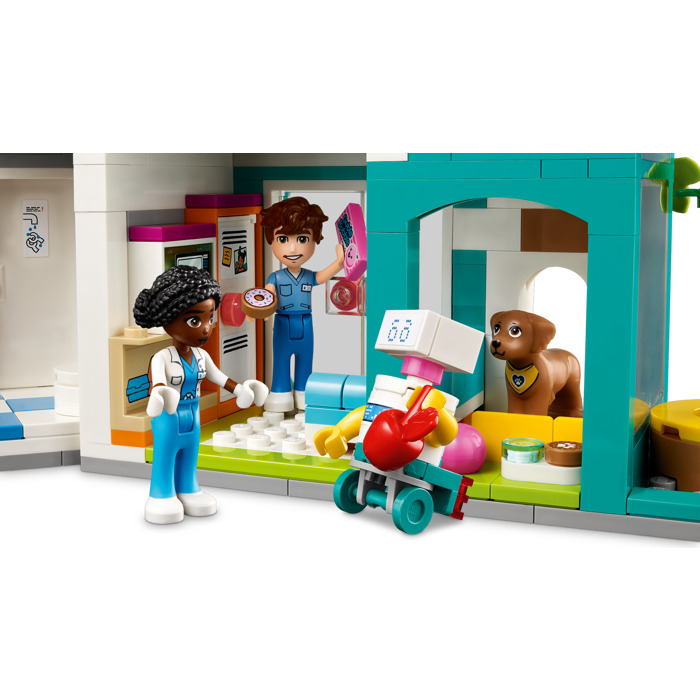 LEGO Heartlake City Hospital Set 42621 | Brick Owl