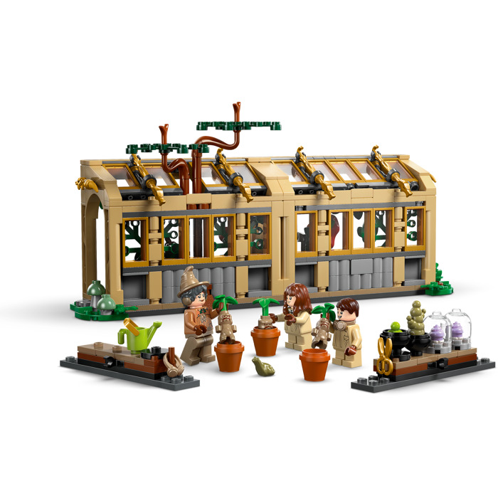 LEGO Hogwarts Castle: Herbology Class Set 76445 | Brick Owl - LEGO ...