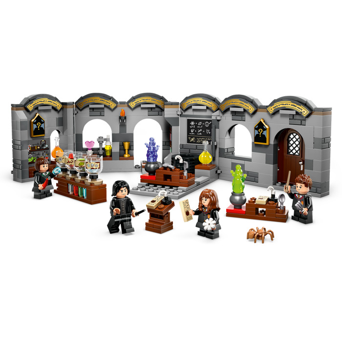 LEGO Hogwarts Castle: Potions Class Set 76431 | Brick Owl - LEGO ...