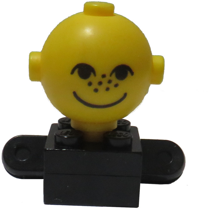 LEGO Homemaker Figure with Yellow Head with Freckles | Brick Owl