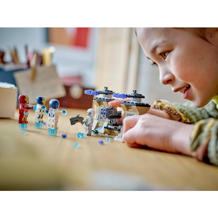 LEGO Iron Man & Iron Legion vs. Hydra Soldier Set 76288 | Brick Owl ...