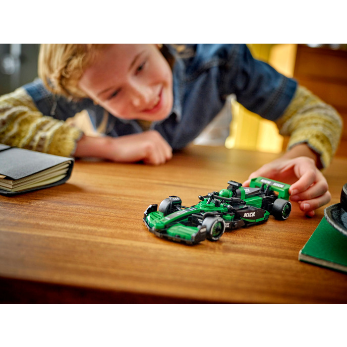 LEGO KICK Sauber F1 Team C44 Set 77247 | Brick Owl - LEGO Marketplace