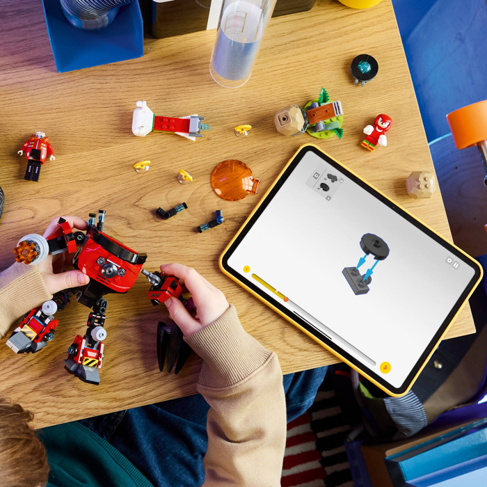 LEGO Knuckles vs. Dr. Eggman Egg Crusher Mech Set 77005 | Brick Owl ...