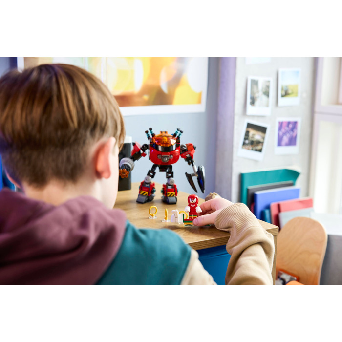 LEGO Knuckles vs. Dr. Eggman Egg Crusher Mech Set 77005 | Brick Owl ...