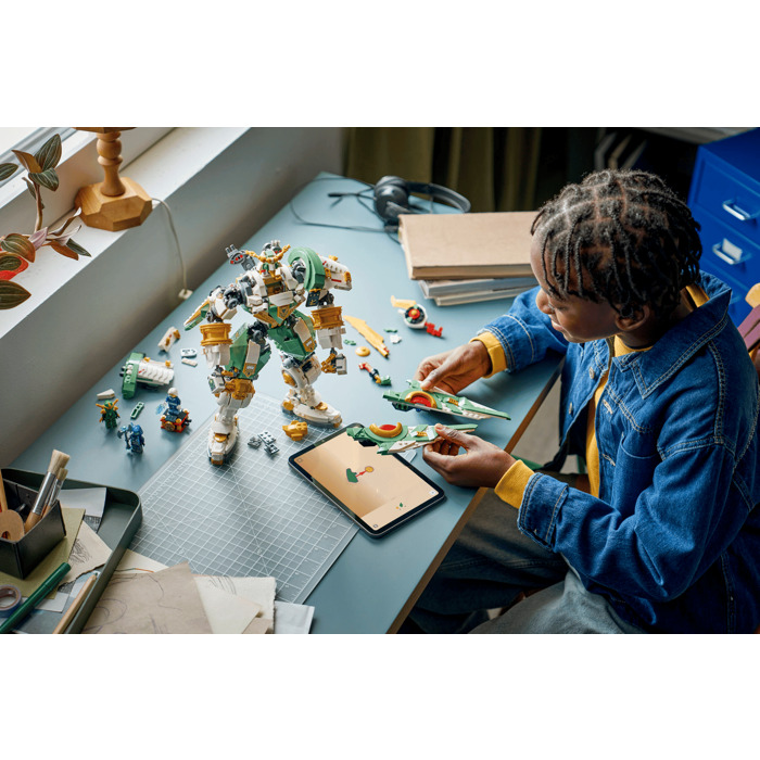 LEGO Lloyd's Titan Mech Set 71860 | Brick Owl
