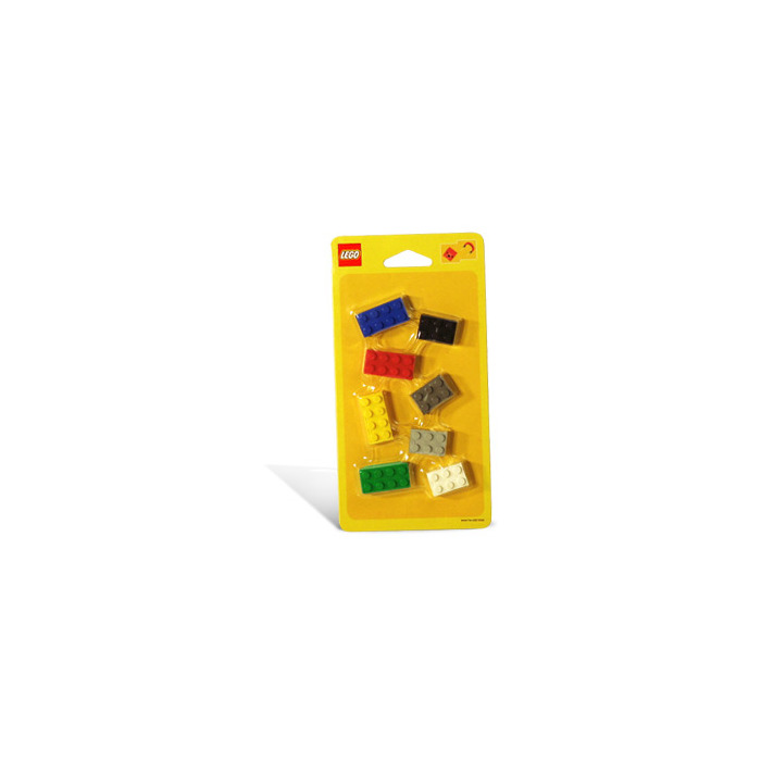 LEGO Magnet Bricks Blister Pack (714850) | Brick Owl - LEGO Marketplace