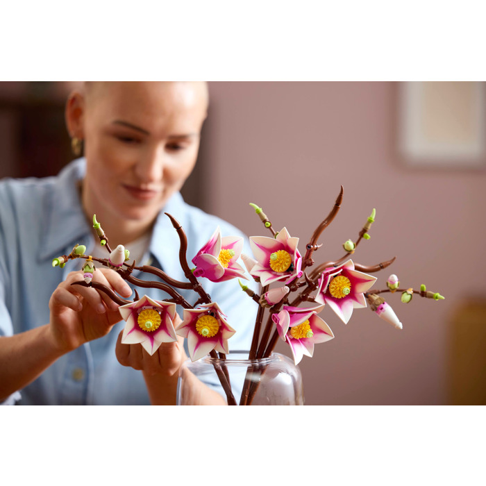 LEGO Magnolia Branches Set 11510 | Brick Owl
