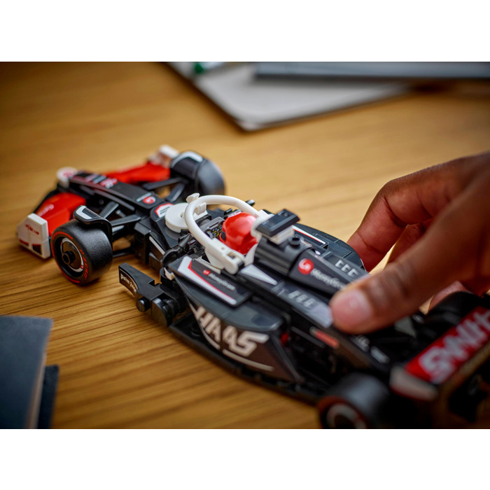 LEGO MoneyGram Haas F1 Team VF-24 Set 77250 | Brick Owl