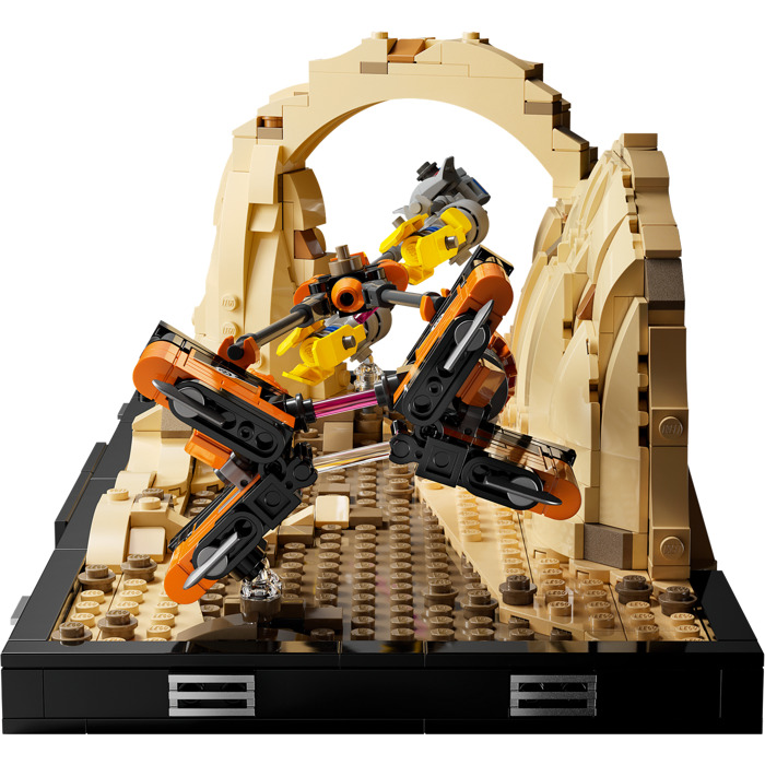 LEGO Mos Espa Podrace Diorama Set 75380 | Brick Owl - LEGO Marketplace