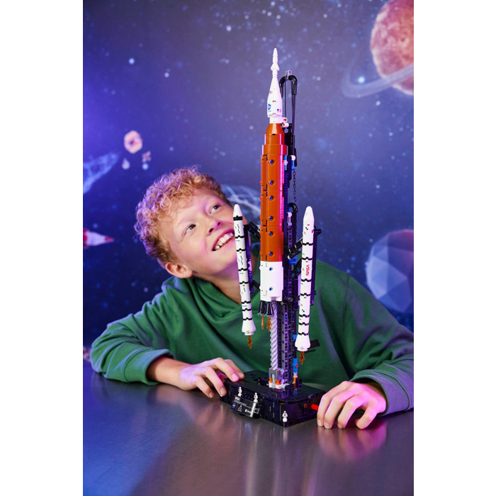 LEGO NASA Artemis Space Launch System Rocket Set 42221 | Brick Owl