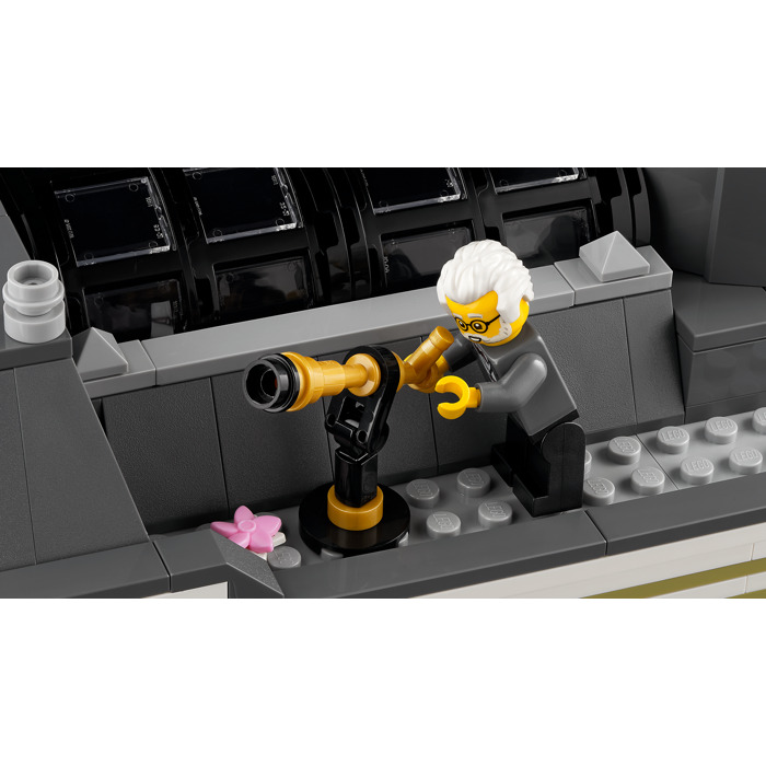 LEGO Natural History Museum Set 10326 | Brick Owl