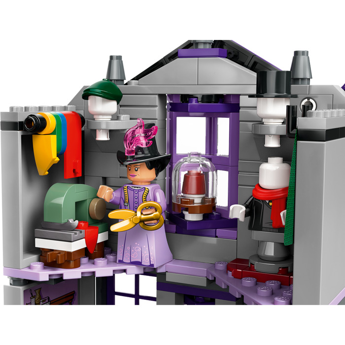 LEGO Ollivanders & Madam Malkin's Robes Set 76439 | Brick Owl - LEGO ...