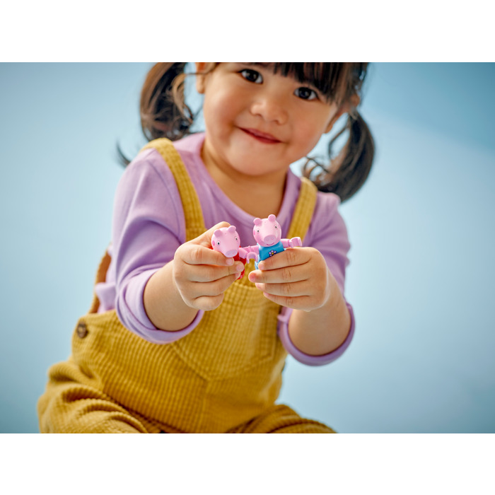 LEGO Peppa Pig Garden and Tree House Set 10431 | Brick Owl - LEGO ...