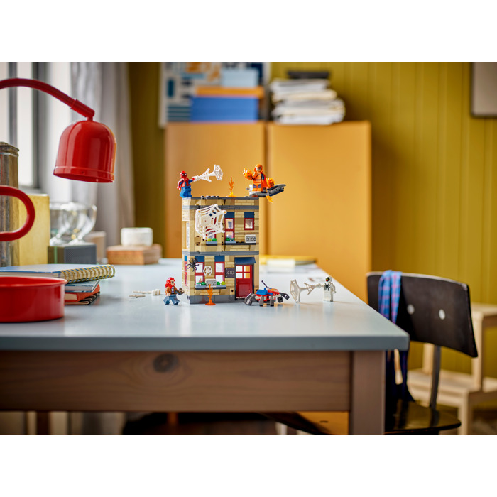 LEGO Peter Parker's Apartment Set 76317 | Brick Owl - LEGO Marketplace