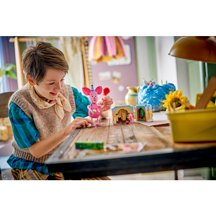 LEGO Piglet's Birthday Fun Set 43305 | Brick Owl