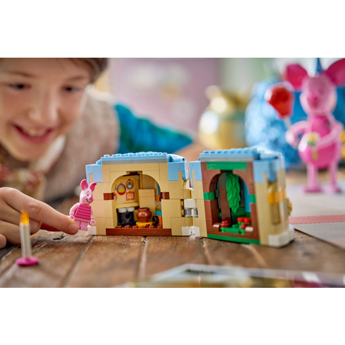 LEGO Piglet's Birthday Fun Set 43305 | Brick Owl