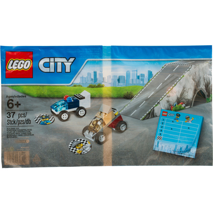 LEGO Police Chase Set 5004404 | Brick Owl - LEGO Marketplace