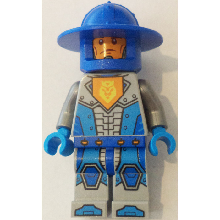 LEGO Royal Soldier with Helmet with Broad Brim Minifigure | Brick Owl ...