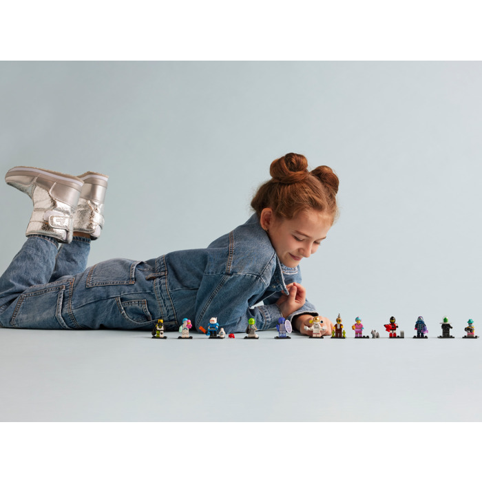 LEGO Series 26 Space Collectable Minifigures Random Pack Set 71046-0 ...