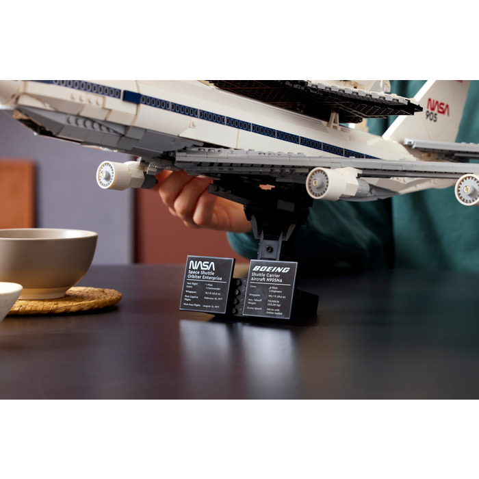 LEGO Shuttle Carrier Aircraft Set 10360 | Brick Owl - LEGO Marketplace