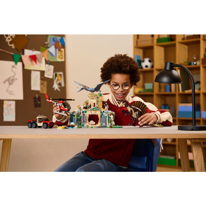 LEGO Spinosaurus & Quetzalcoatlus Air Mission Set 76976 | Brick Owl ...