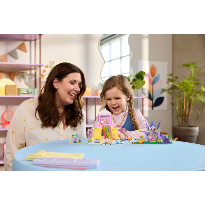 LEGO Sweet Treat Mountain & Kitty Garden Set 11205 | Brick Owl
