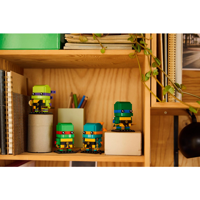 LEGO Teenage Mutant Ninja Turtles Figures Set 40878 | Brick Owl - LEGO ...