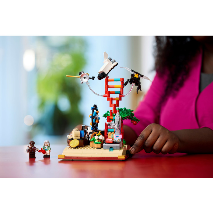 LEGO The Evolution of STEM Set 21355 | Brick Owl - LEGO Marketplace